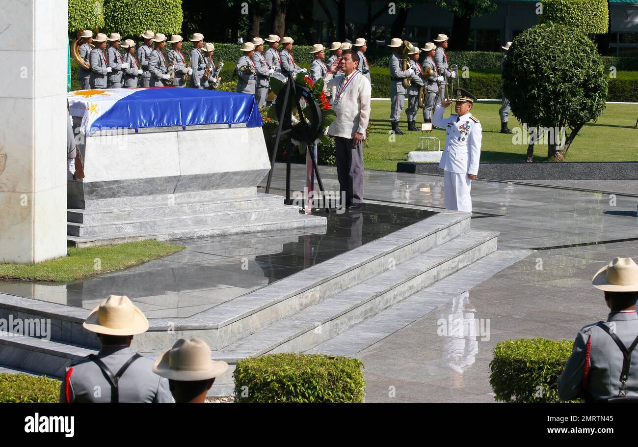 Philippine President Rodrigo Duterte and armed forces chief Gen ...