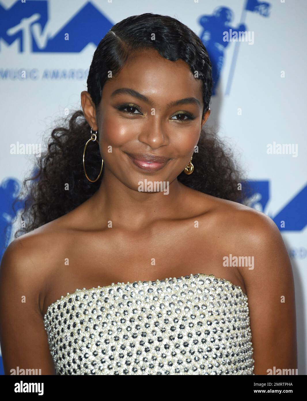 Yara Shahidi poses in the press room at the MTV Video Music Awards at ...