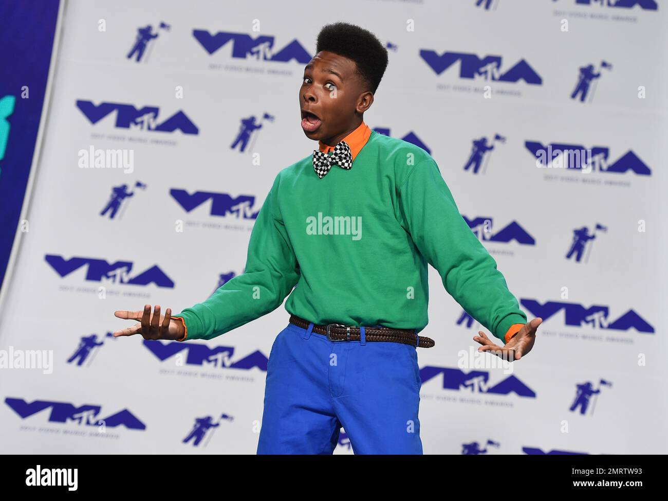 Jay Versace arrives at the MTV Video Music Awards at The Forum on ...