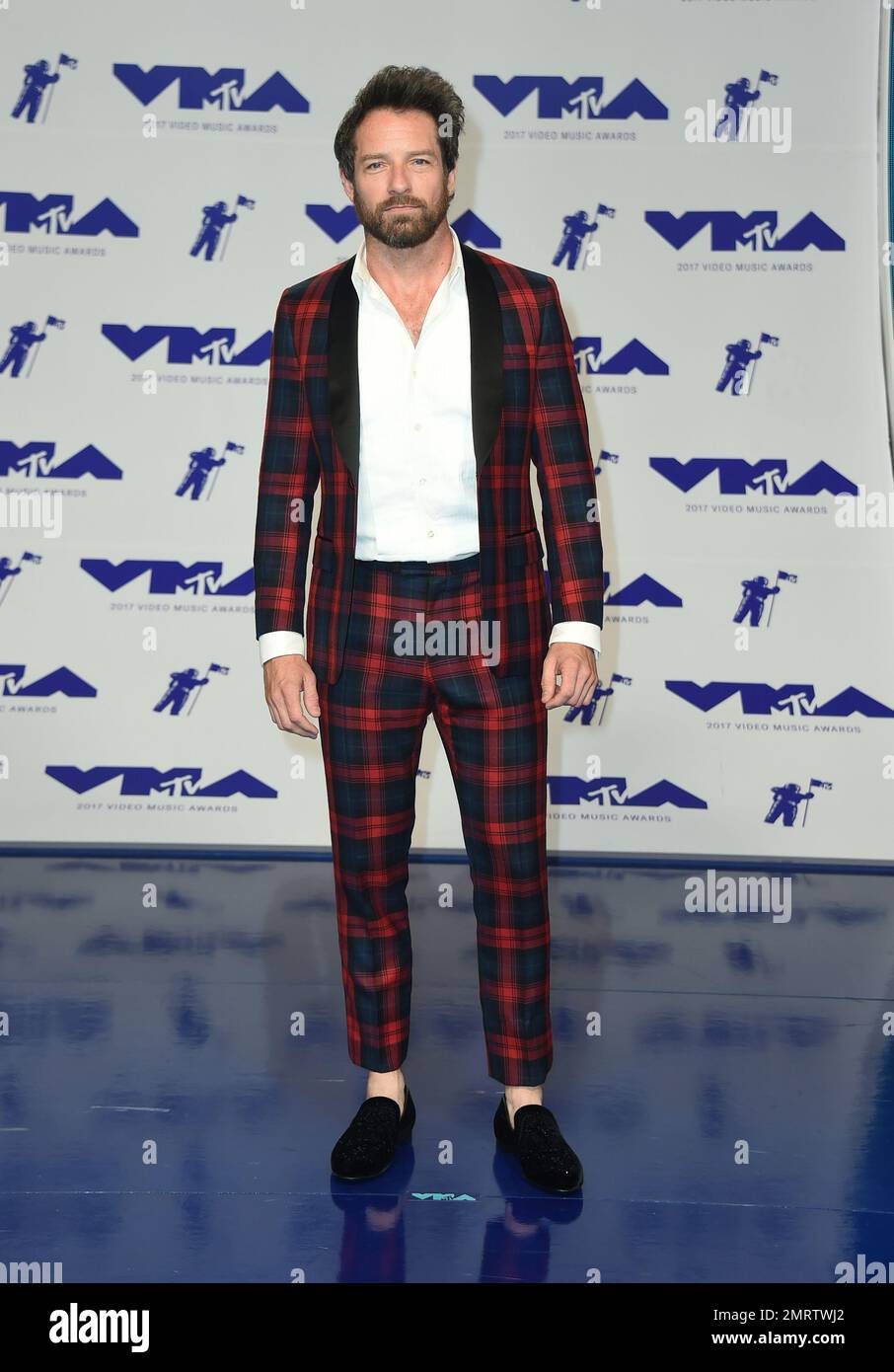 Ian Bohen arrives at the MTV Video Music Awards at The Forum on Sunday ...