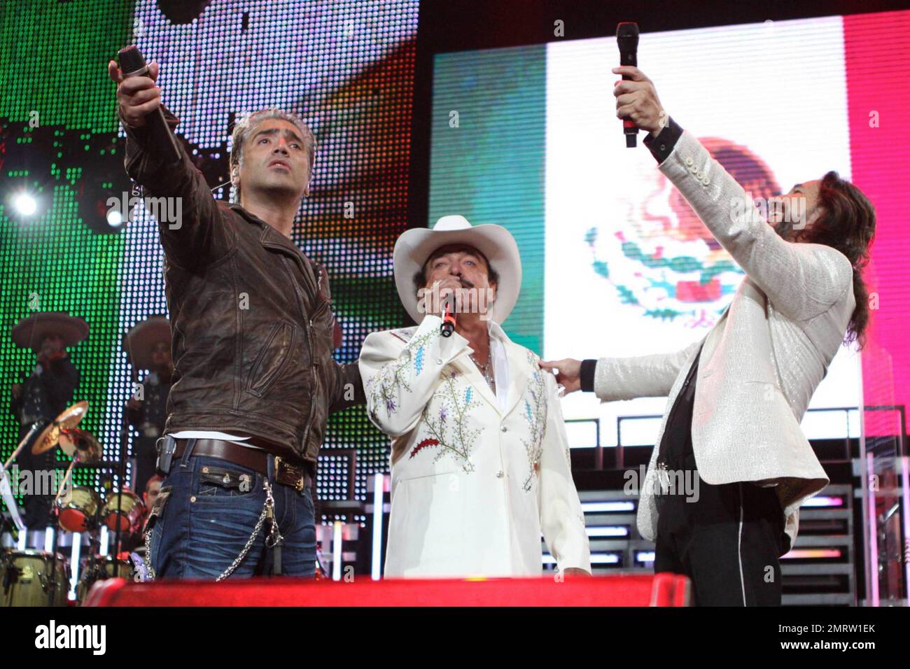 Alejandro Fernandez, Marco Antonio Solis and Joan Sebastian perform as ...