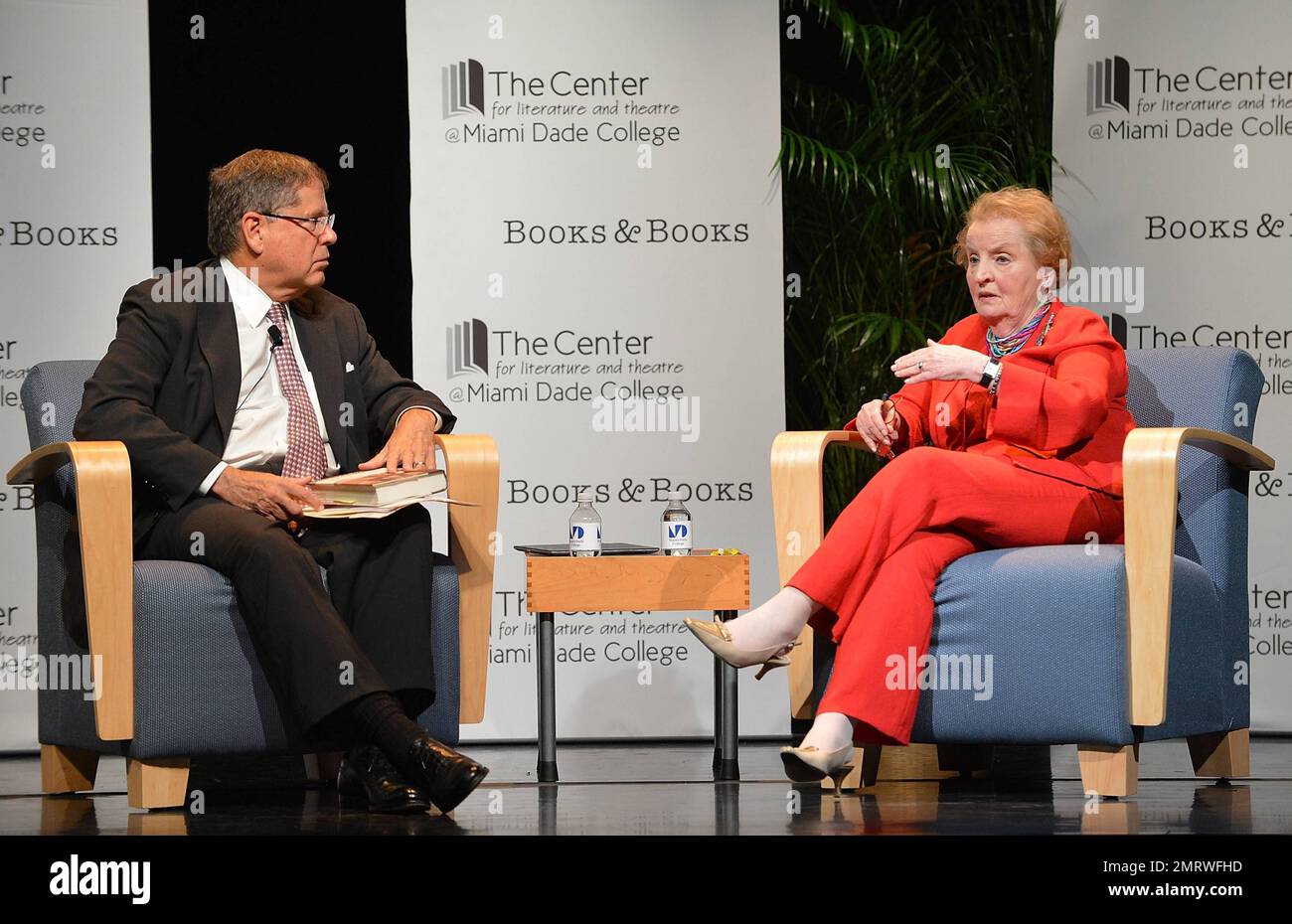 Wolfson auditorium hi-res stock photography and images - Alamy