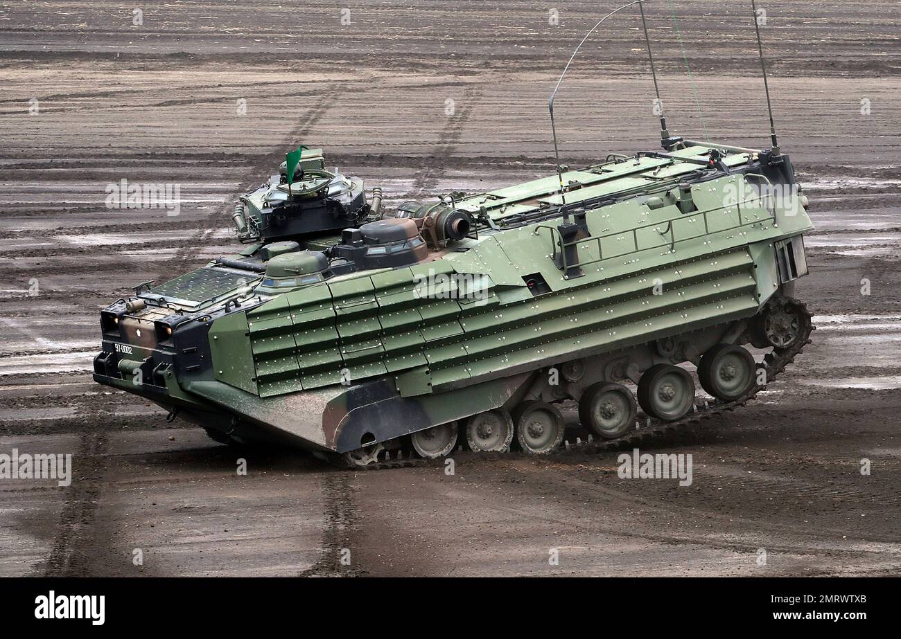 Japan Ground Self-Defense Forces new assault amphibious vehicle makes a ...