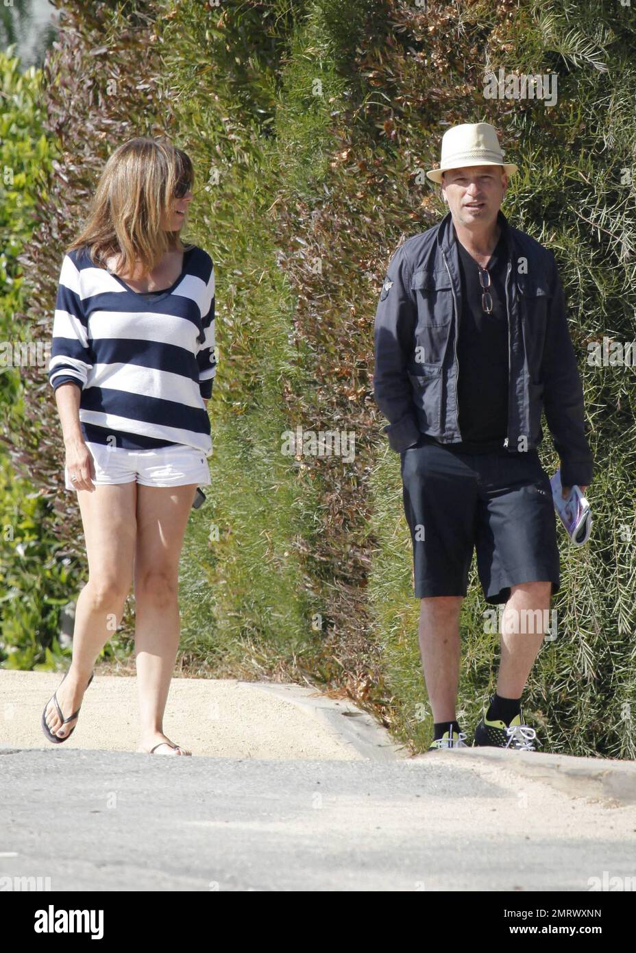 'Deal or No Deal' host Howie Mandel enjoys Labor Day Weekend by taking a stroll with his wife ...