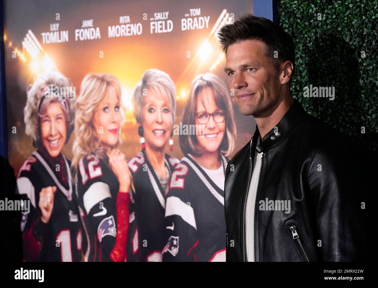 NFL quarterback Tom Brady, a cast member and producer of "80 for Brady ...