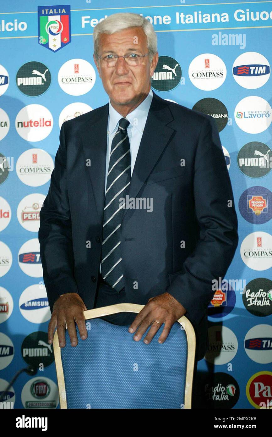 Italy team coach marcello lippi hi-res stock photography and images - Alamy