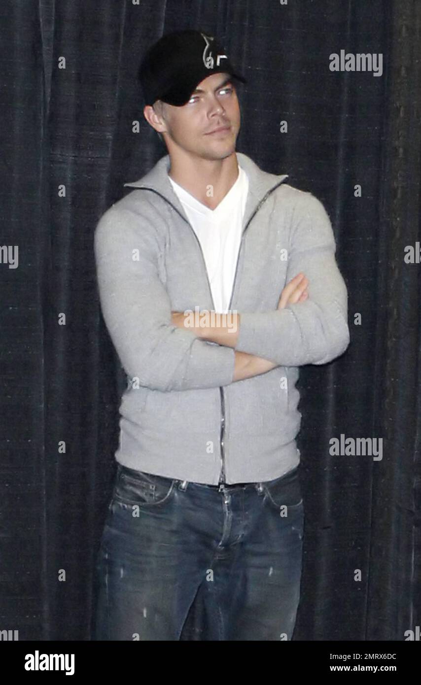 'DWTS' star Derek Hough shows support for his dance partner contestant ...