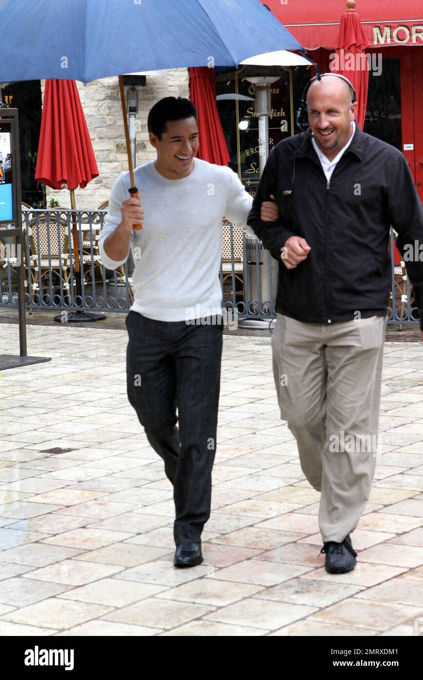 Keeps shoes dry hi-res stock photography and images - Alamy