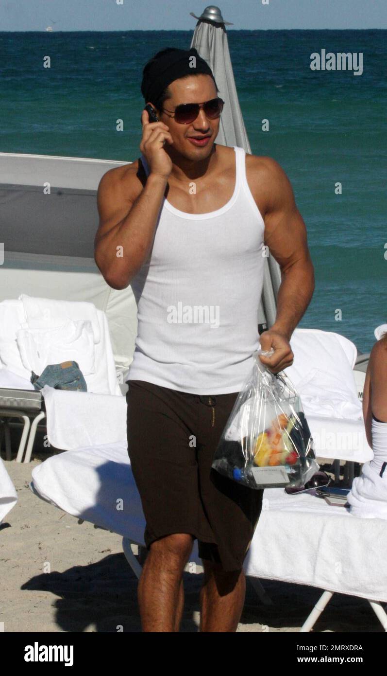 Mario Lopez takes a break from a workout at the hotel gym for lunch on ...