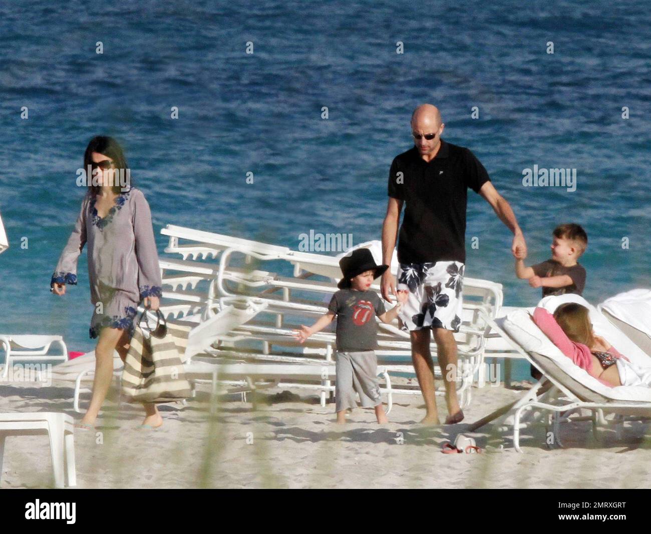 Mark strong wife liza marshall hi-res stock photography and images - Alamy