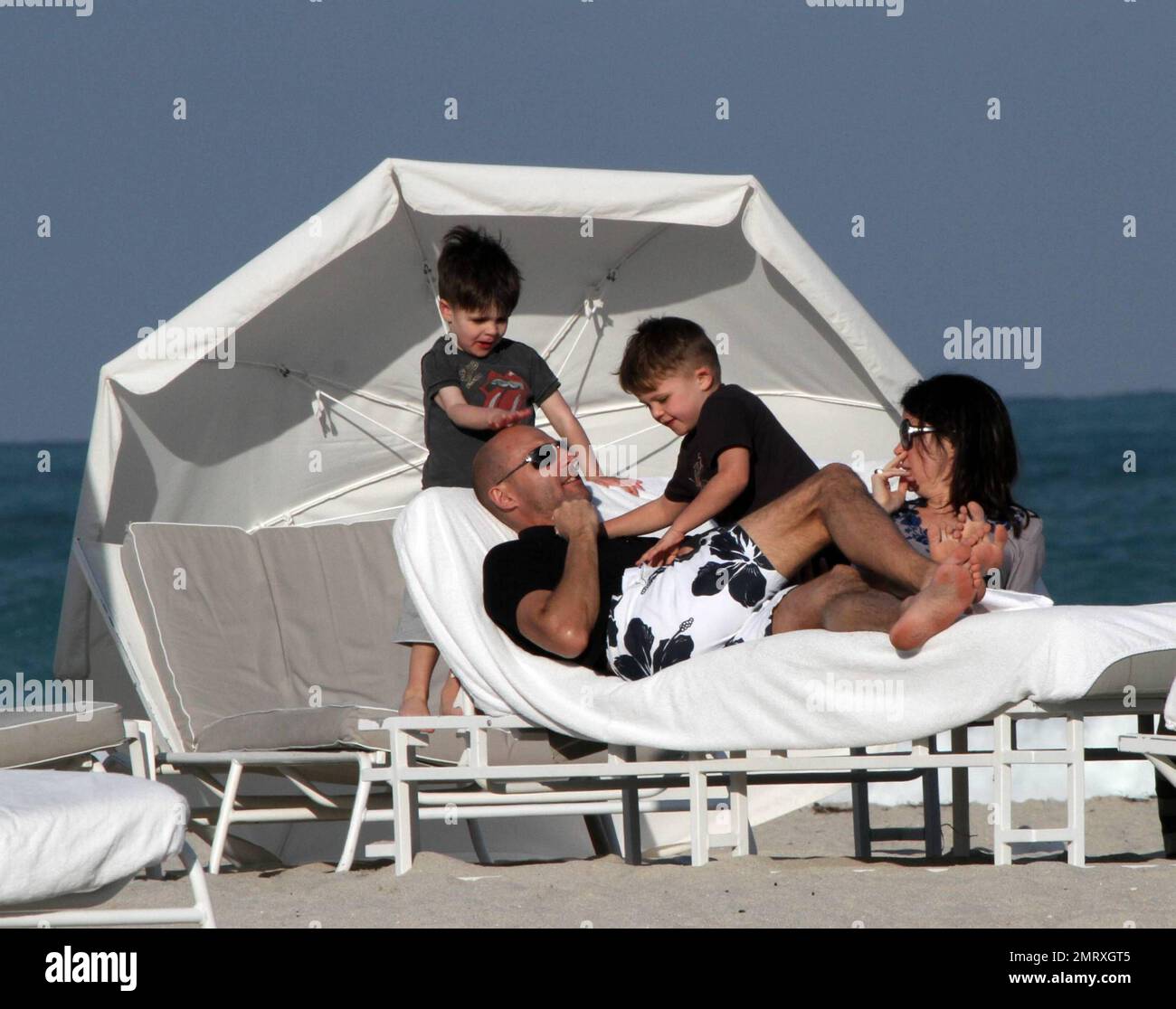 EXCLUSIVE!! British actor Mark Strong spends Christmas Eve on the beach ...