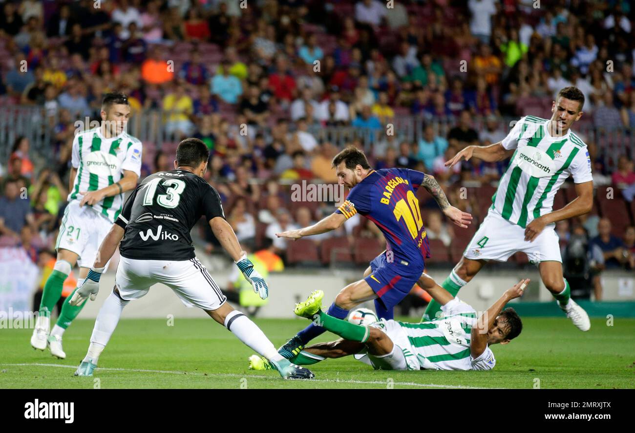 FC Barcelona's Lionel Messi, center, in action during the Spanish La ...