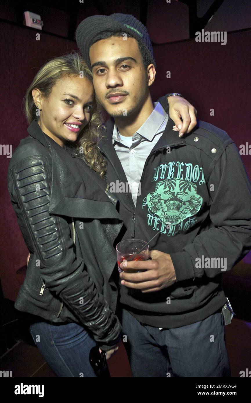 EXCLUSIVE!! Mary J Blige poses with her protege Starshell and fans ...