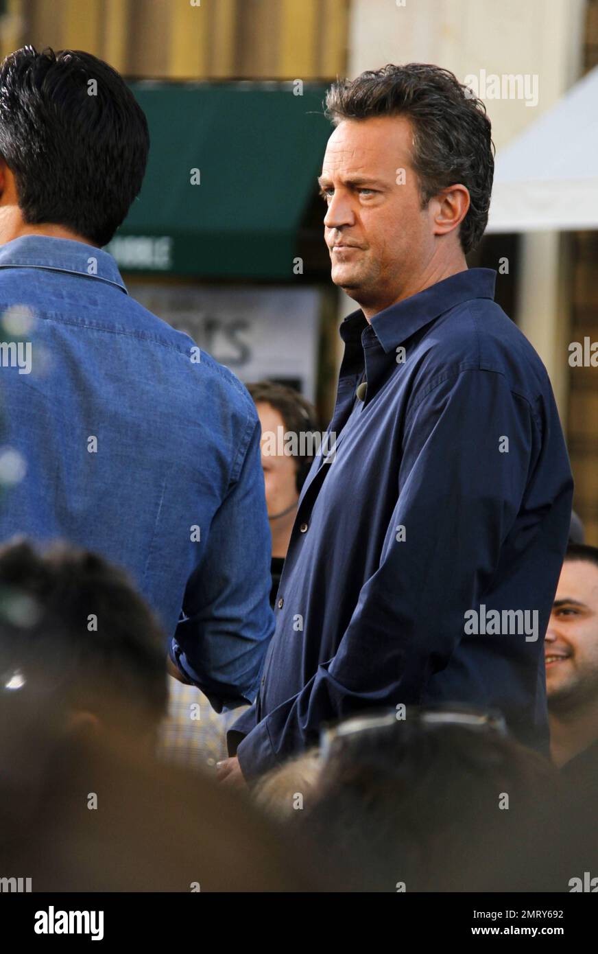 "Go On" star Matthew Perry makes an appearance at The Grove shopping ...