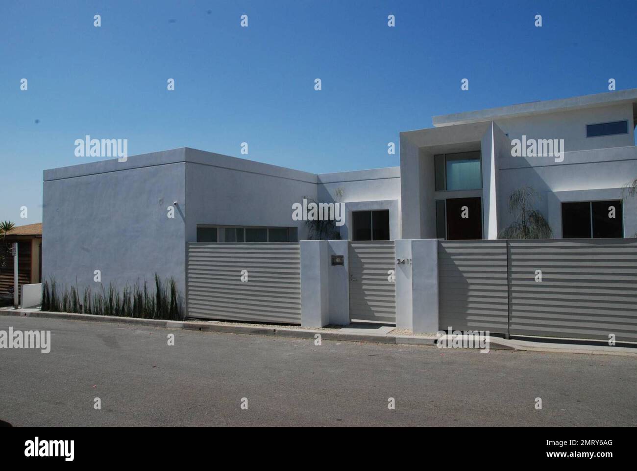 Exclusive!! This is reportedly Matthew Perry's new house in the hills ...