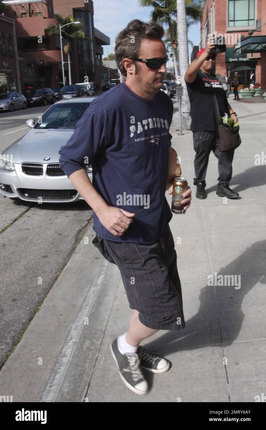 Chandler Bing Walking