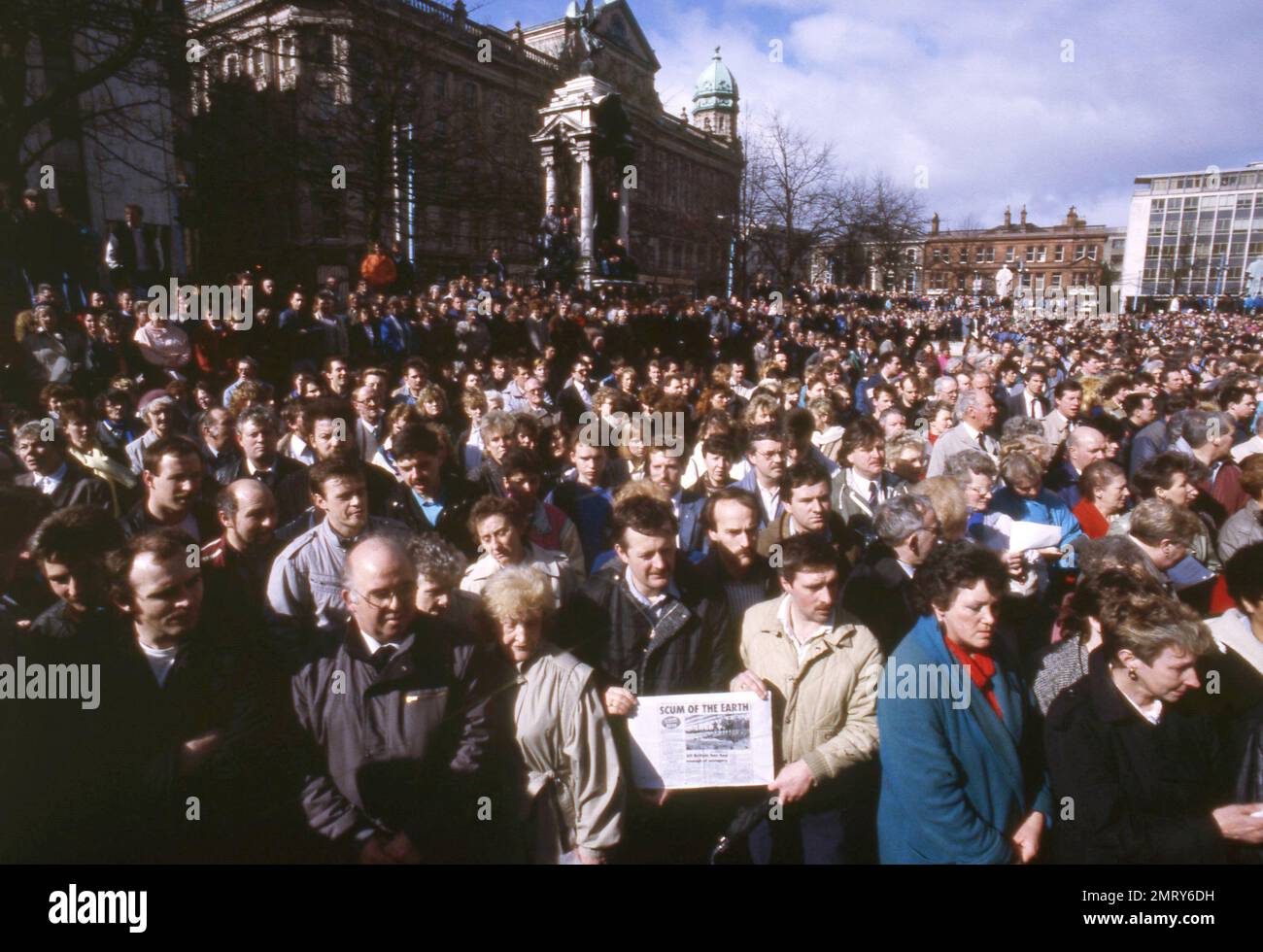 Thousands gather at a commemoration service for British soldiers ...