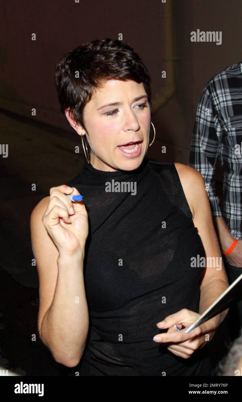 Maura Tierney signs autographs for fans as she leaves the "Jimmy Kimmel ...