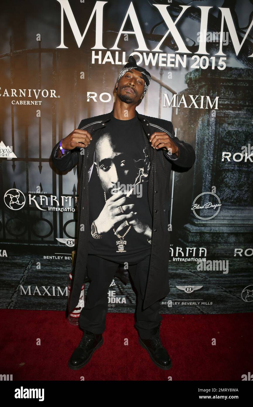 Tupac tee shirt hi-res stock photography and images - Alamy