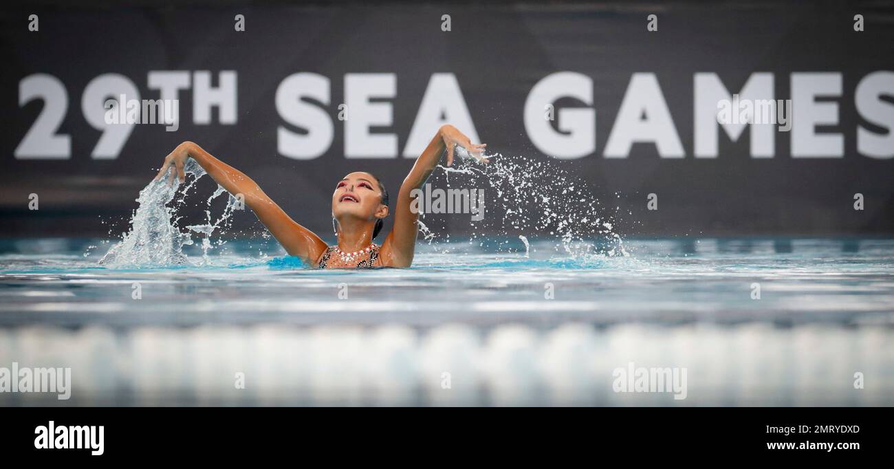 Phillipine Aaliyah Isabel Pacheco performs during the women's solo free ...