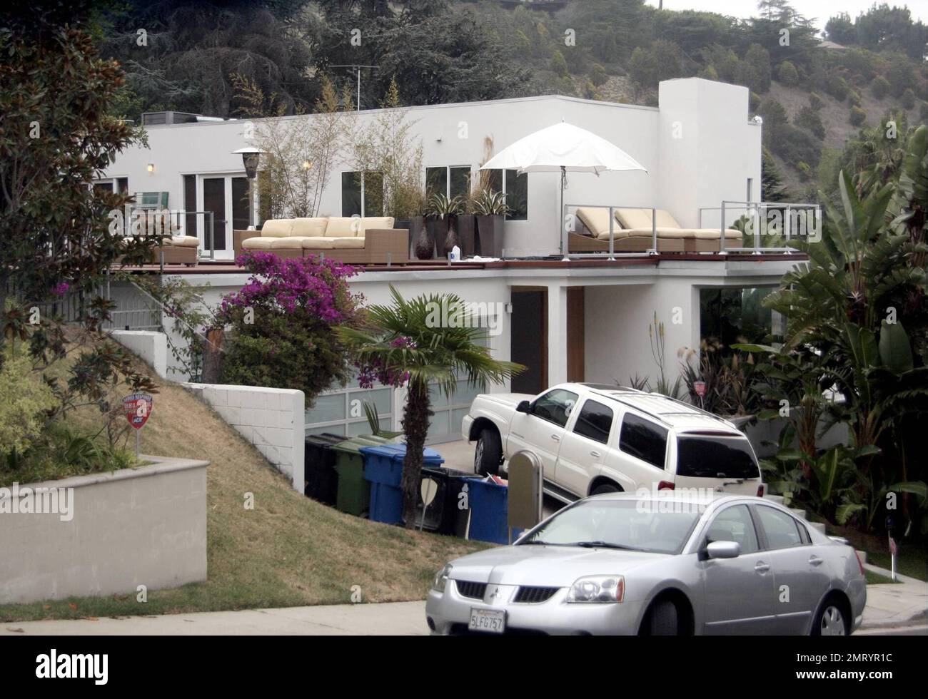 Exclusive!! Looks like Mel B is looking to turn her new house into ...