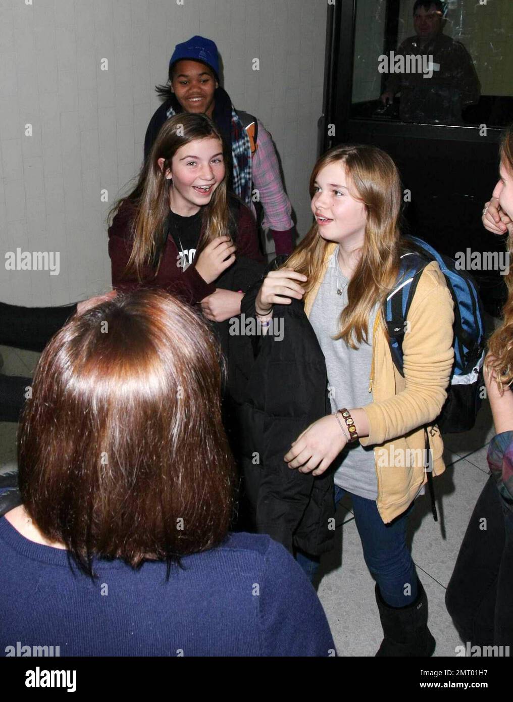 Melanie Griffith, looking fabulous as usual, arrives at LAX airport all ...