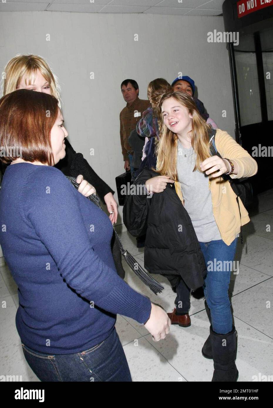 Melanie Griffith, looking fabulous as usual, arrives at LAX airport all ...