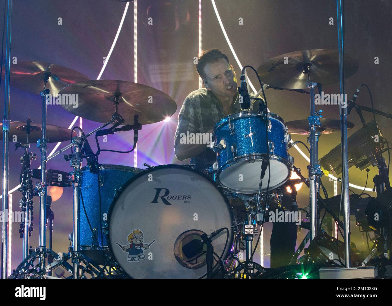 Jim Bogios with Counting Crows performs during the Matchbox Twenty ...