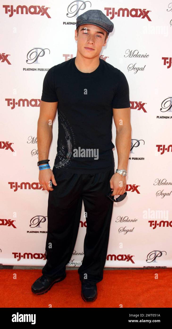Actor Brando Eaton attending Melanie SegalÕs Celebrity Retreat ...