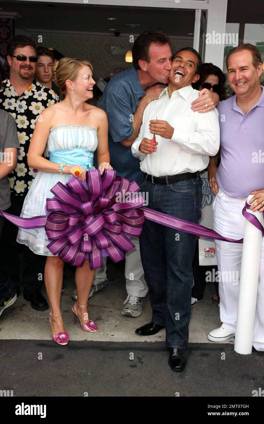 Actress Melissa Joan Hart is all smiles as she hosts the grand opening ...