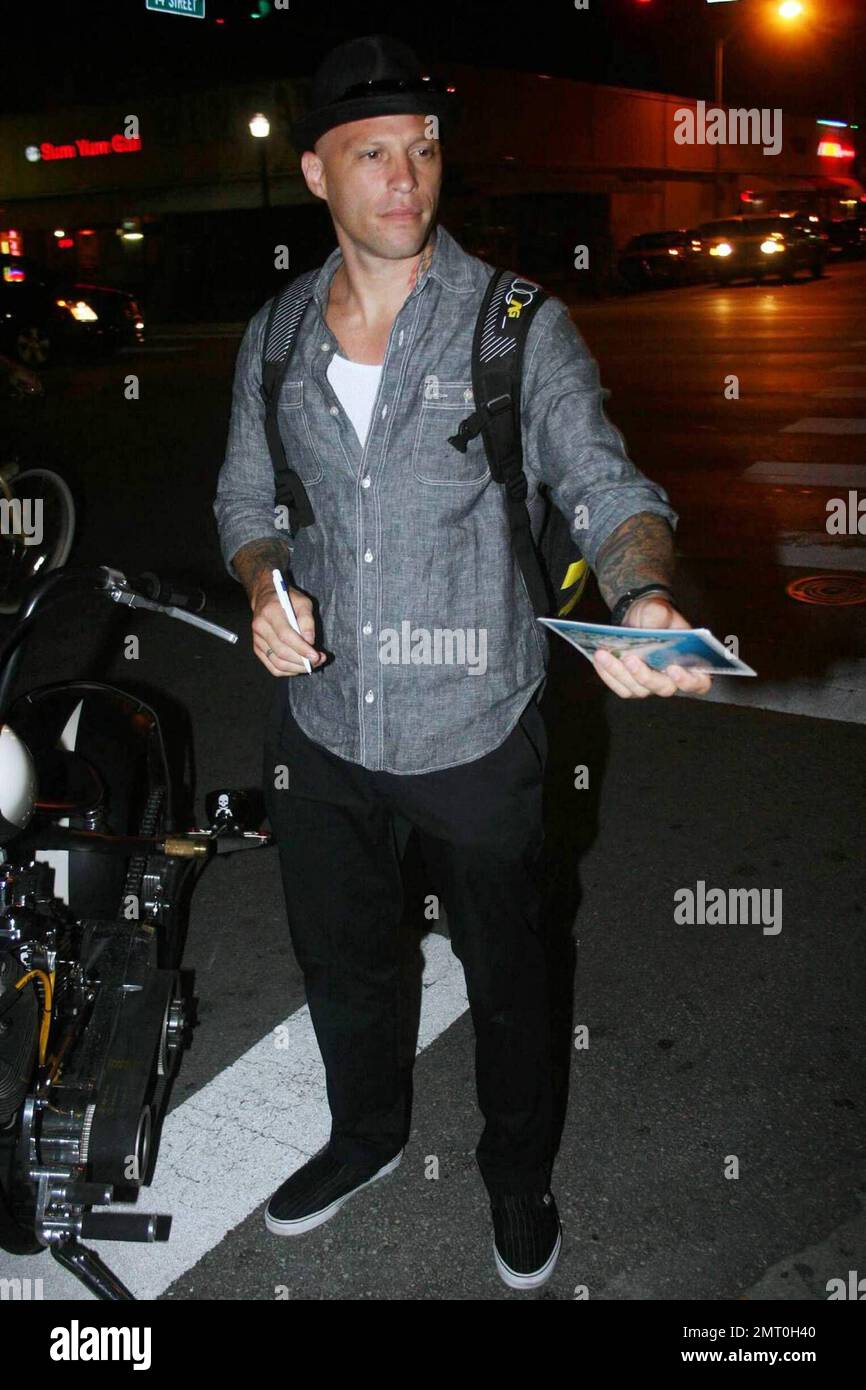 EXCLUSIVE!! Ami James and Yojiro Harada take a break from filming ...