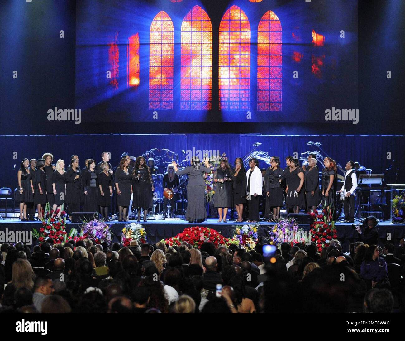 Michael Jackson's Memorial Service drew thousands of fans, mourners and ...