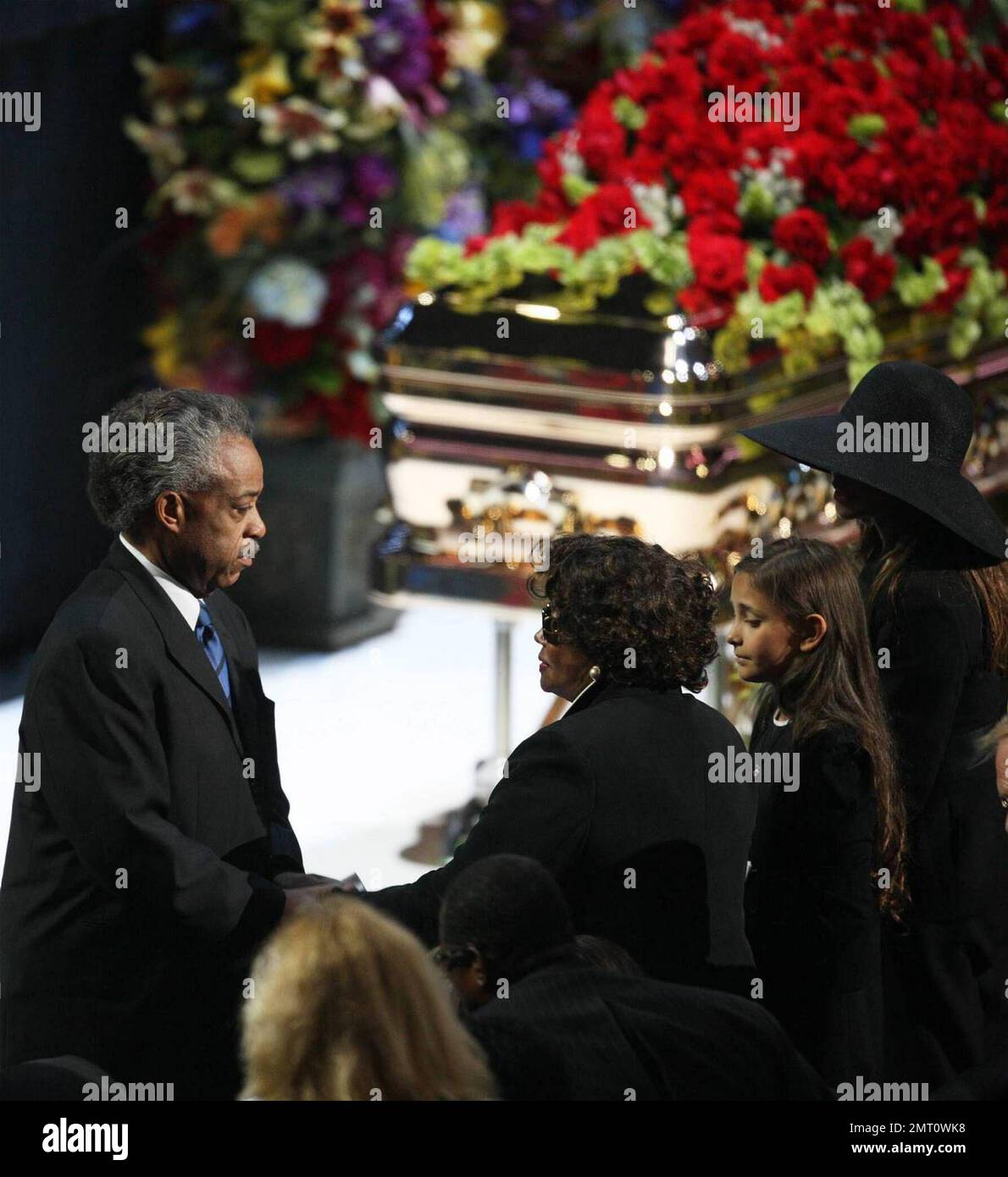 Michael Jackson's Memorial Service drew thousands of fans, mourners and ...
