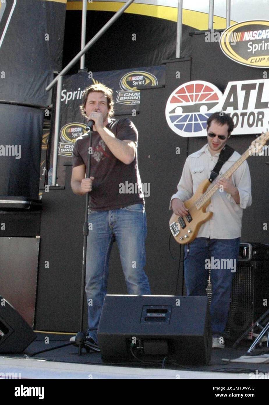 American Idol winner Michael Johns performs a pre-race concert at the ...