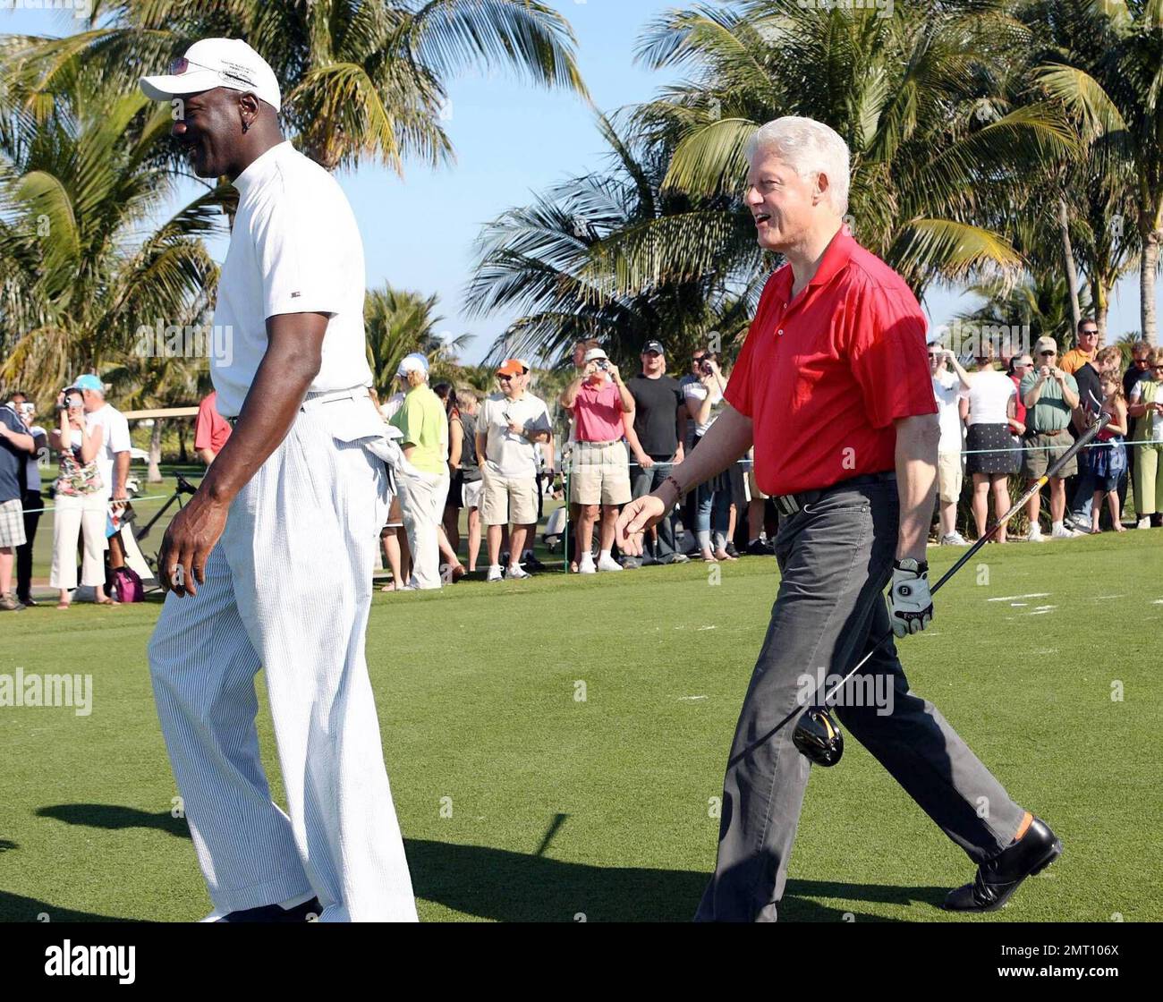 Exclusive!! President Bill Clinton and Michael Jordan play on day three ...