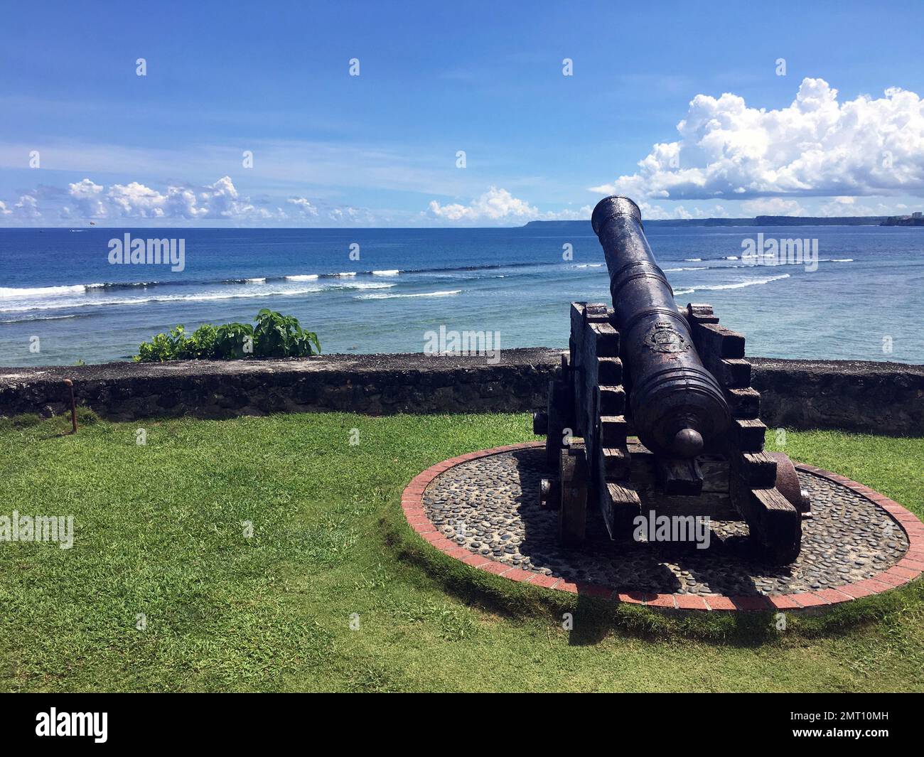 A replica of canons used by the Spanish from the Spanish occupation on ...