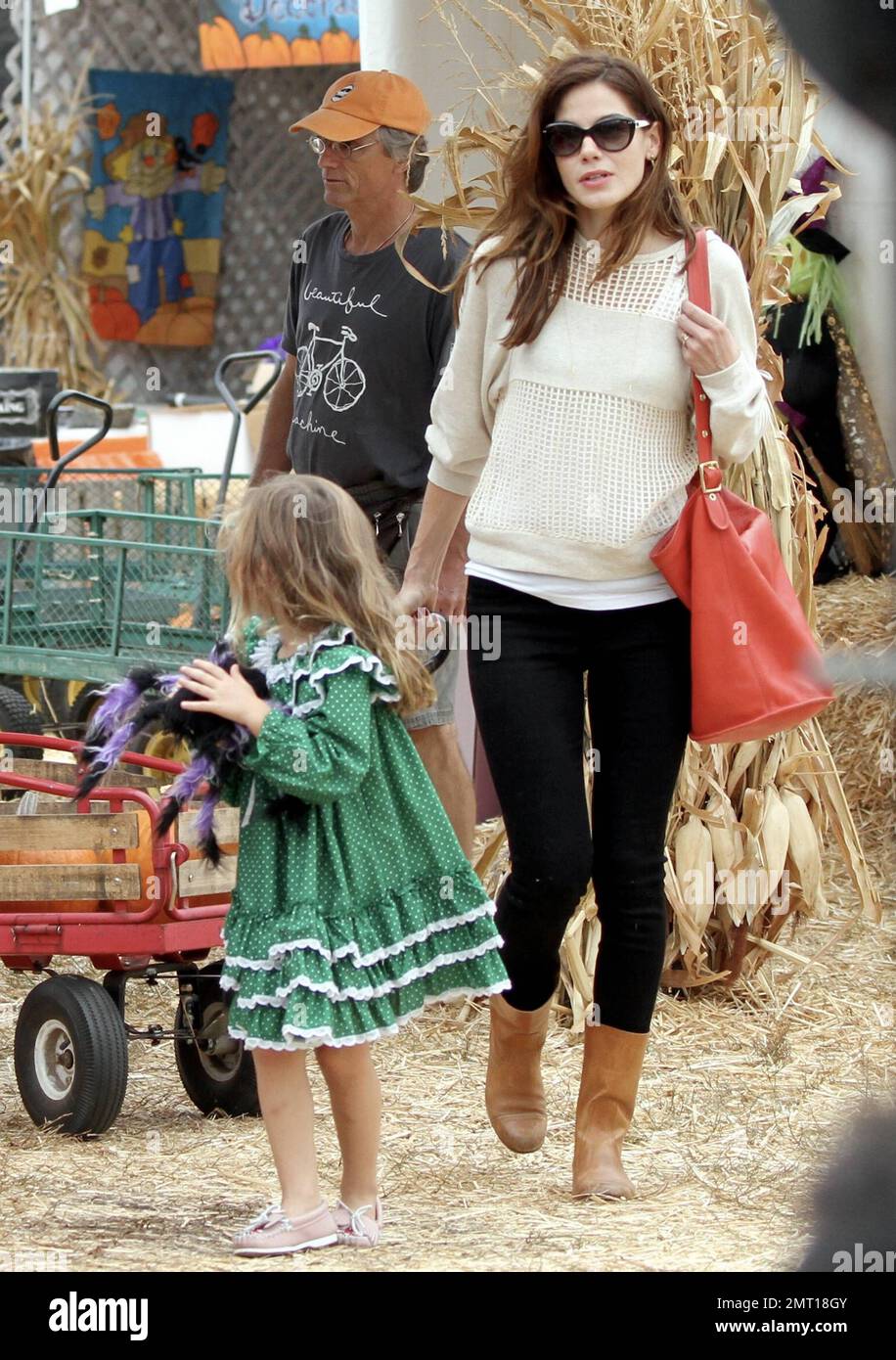 Michelle monaghan and daughter hi-res stock photography and images - Alamy
