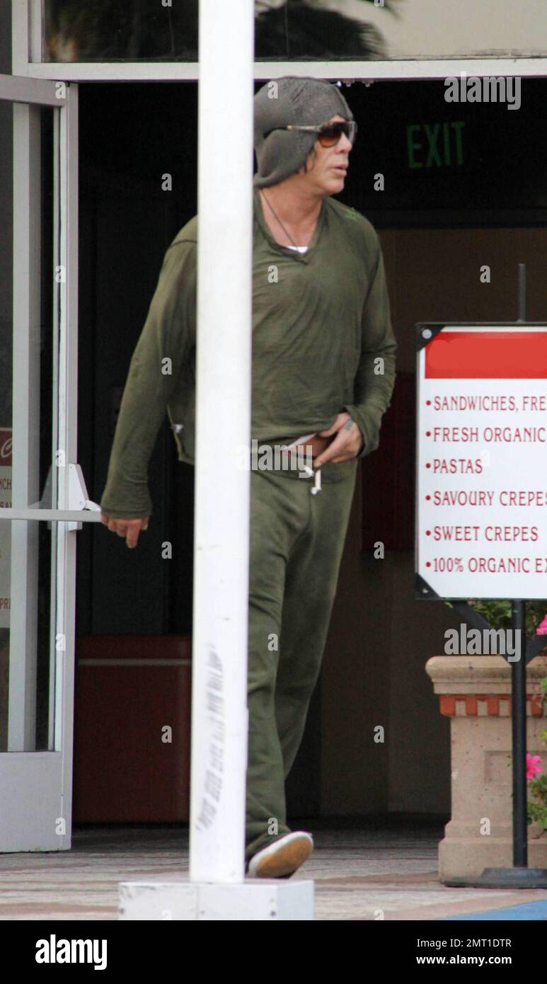 EXCLUSIVE!! Badboy Actor Mickey Rourke shows off some homeless chic and ...