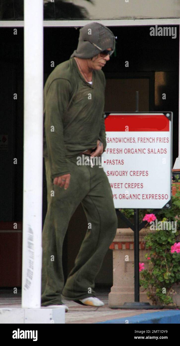 EXCLUSIVE!! Badboy Actor Mickey Rourke shows off some homeless chic and ...