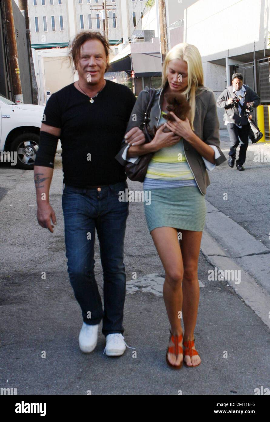 Mickey Rourke and girlfriend Anastasia Makrenko get in some shopping on ...