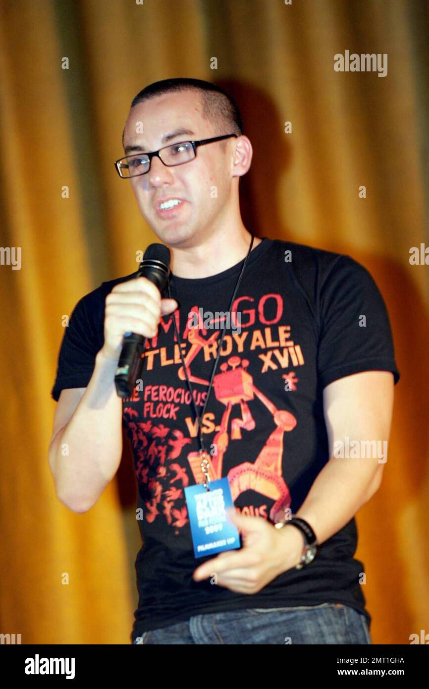 - "Trick R Treat" director Mike Dougherty answers questions and poses ...