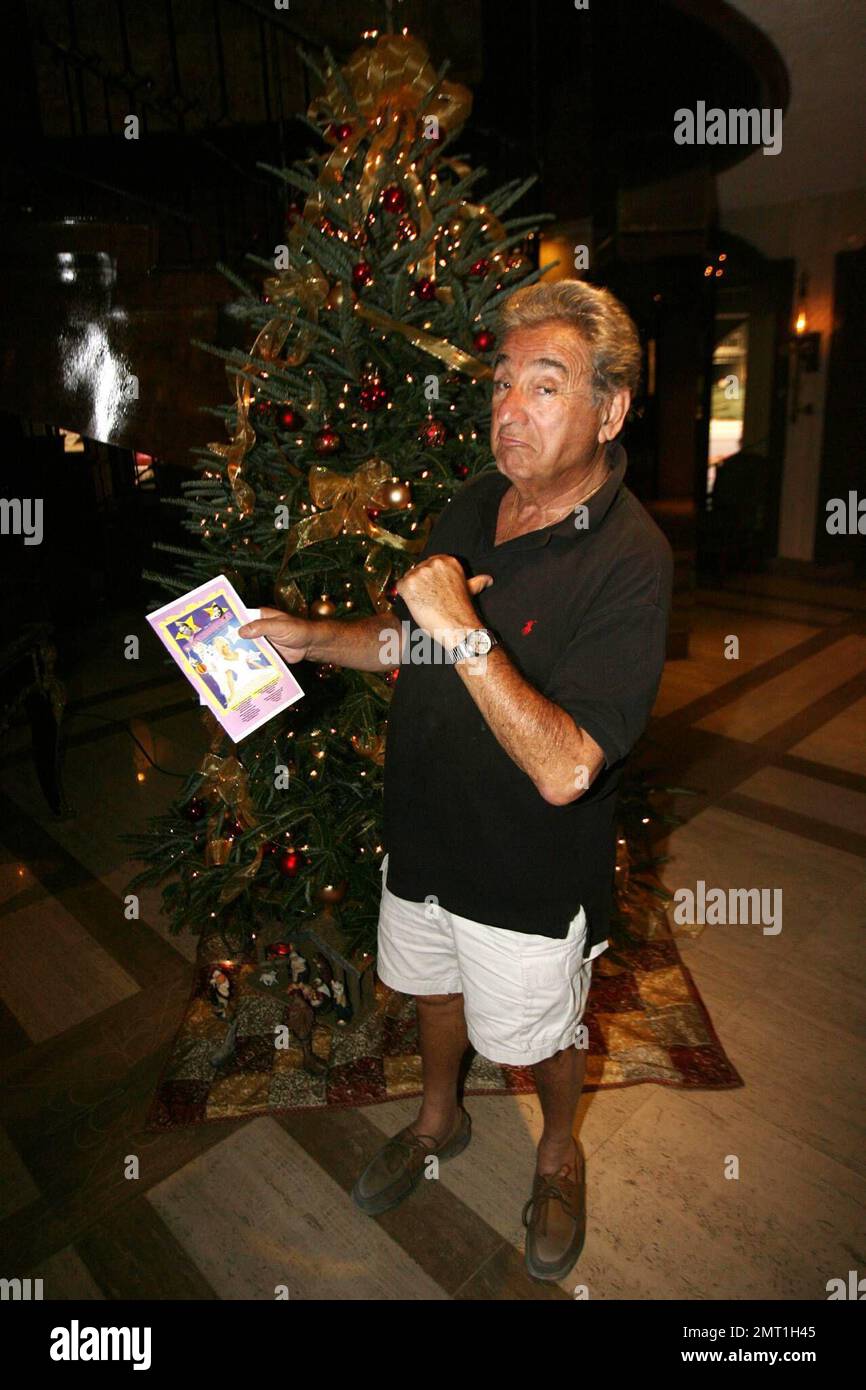 Exclusive!! Vintage UK comedian Mike Winters poses at his Miami Beach ...