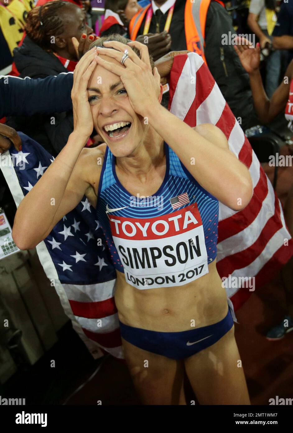 United States' Jennifer Simpson celebrates her silver medal at the ...