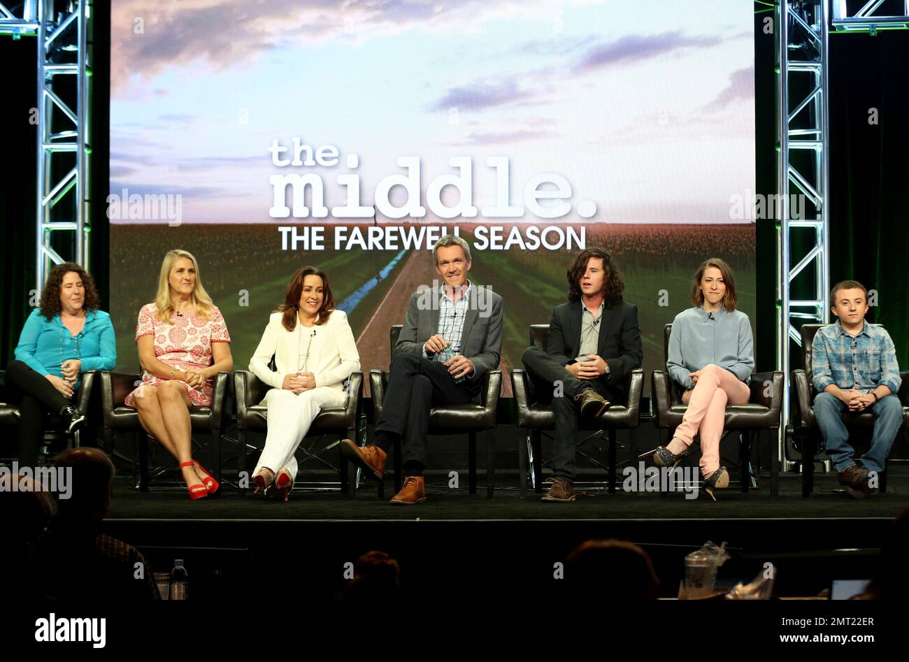 Eileen Heisler, from left, Deann Heline, Patricia Heaton, Neil Flynn ...