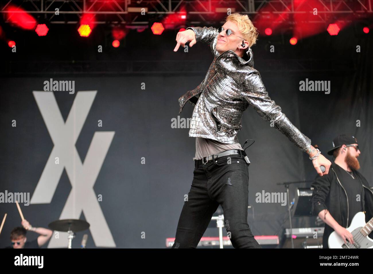 Richard Baker AKA Machine Gun Kelly performs on day four at ...