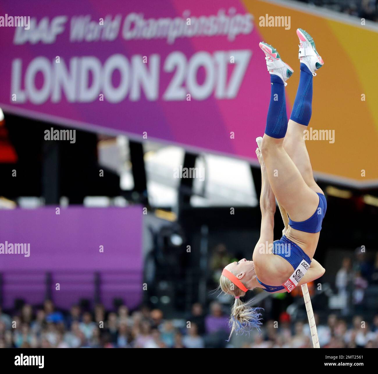 United States' Sandi Morris makes an attempt in the women's pole vault ...