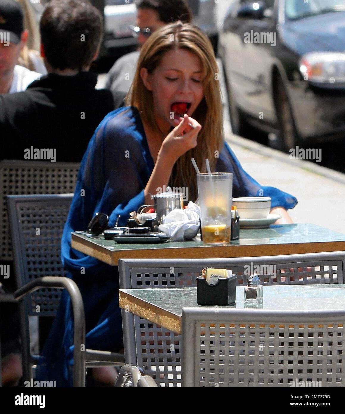 Mischa barton and cisco adler hi-res stock photography and images - Alamy