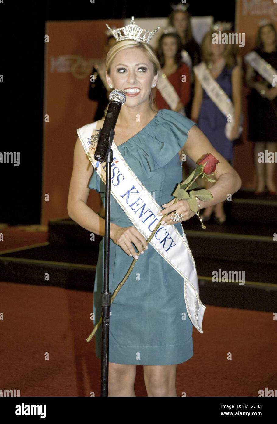 Miss kentucky sash hi-res stock photography and images - Alamy
