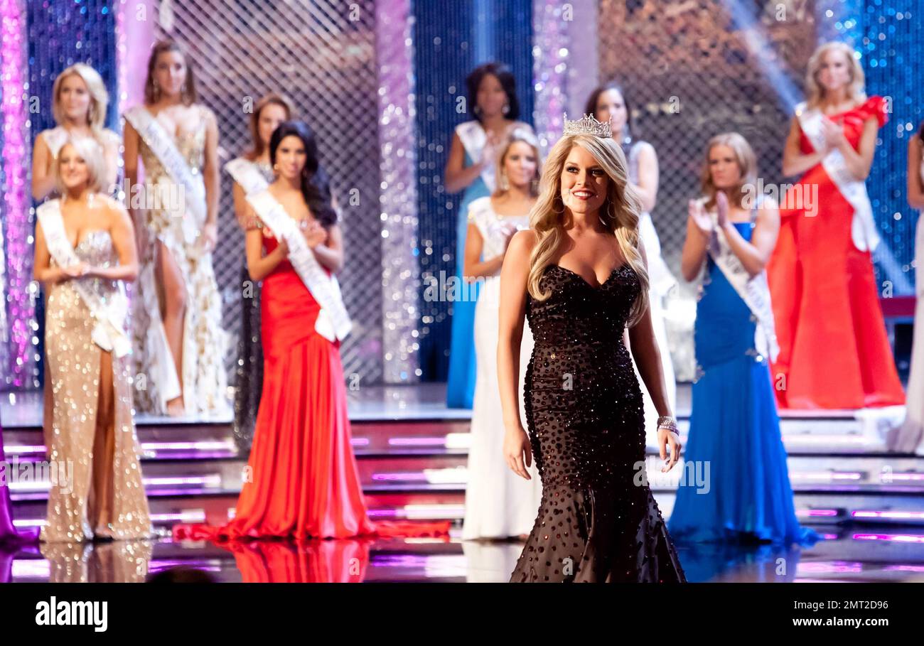 Miss Wisconsin, Laura Kaeppeler is crowned Miss America 2012 during the ...