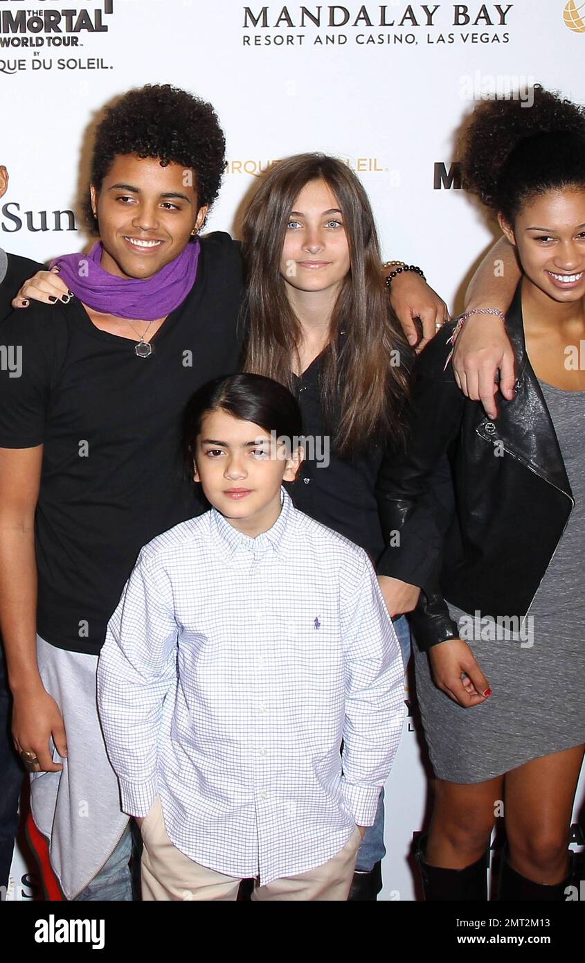 Michael Jackson's children, Paris Jackson and Blanket Jackson at the ...